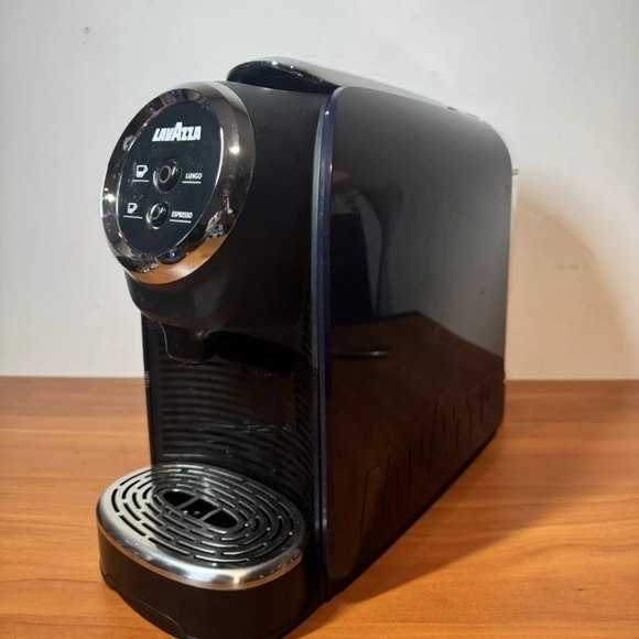 Lavazza | Kitchen | Lavazza Blue Espresso Machine | Poshmark